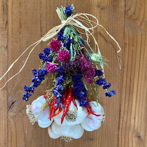 Small Organic Garlic and Chili Braid, Organic Homegrown Garlic Braid ...