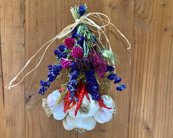 Small Organic Garlic and Chili Braid, Organic Homegrown Garlic Braid ...