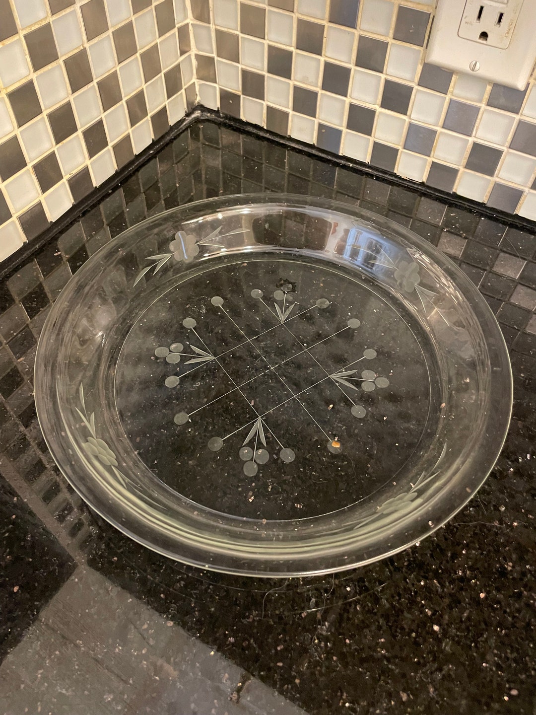 Vintage Pyrex 10” Pie Dish With Etched Glass (210 C-B) - Etsy