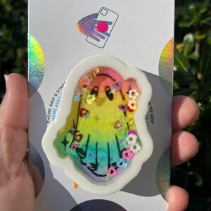 Rainbow Ghost Popsocket™, Resin Shaker Phone Grip, Groovy Ghost Popgrip ...