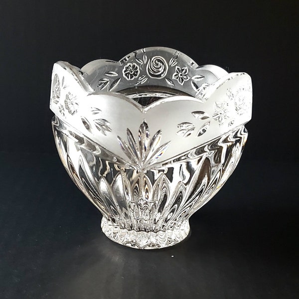 Oneida Crystal Bowl - Etsy
