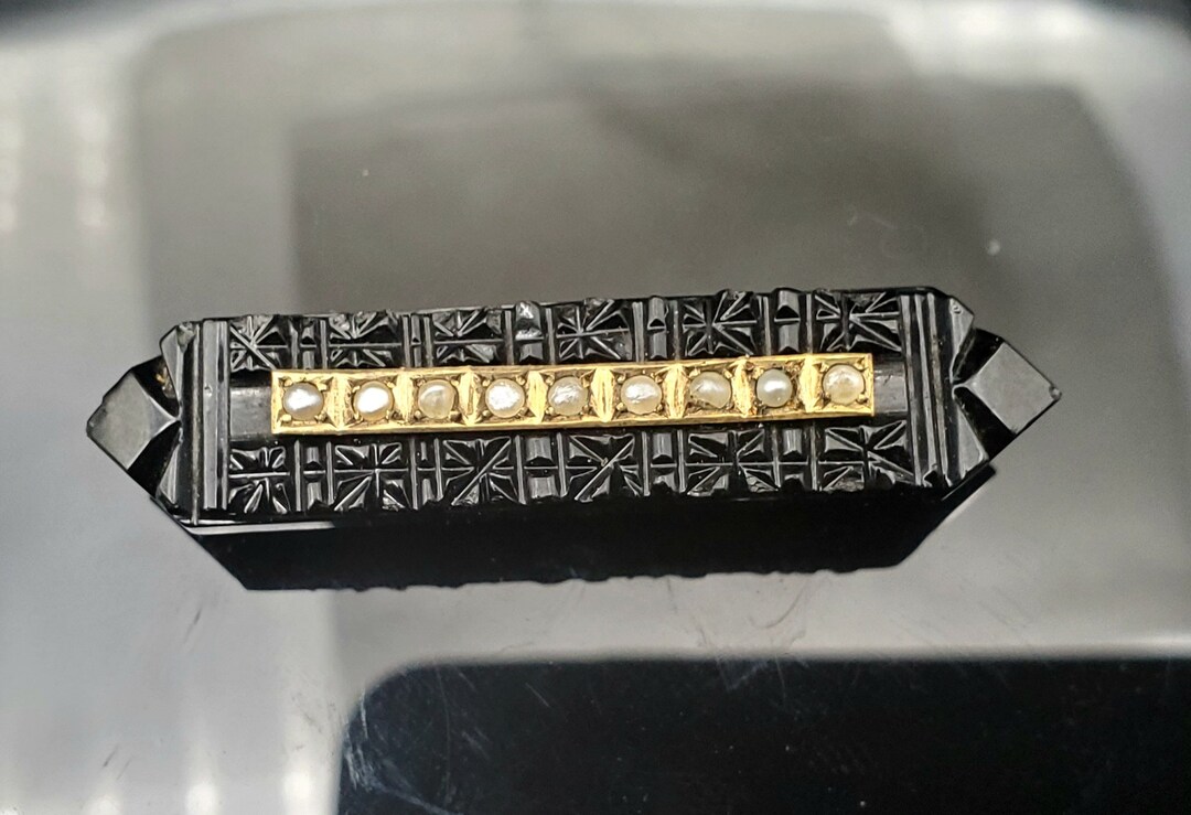 Antique Jet Pin With Pearls - Etsy