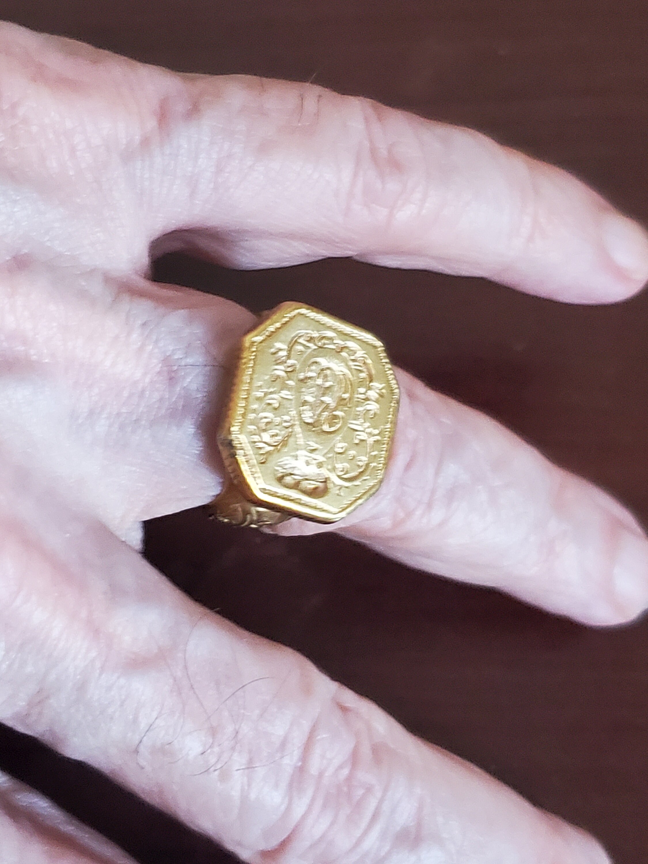 Incredible and Unique 14K Gold Octagon Shaped Crest Ring - Etsy