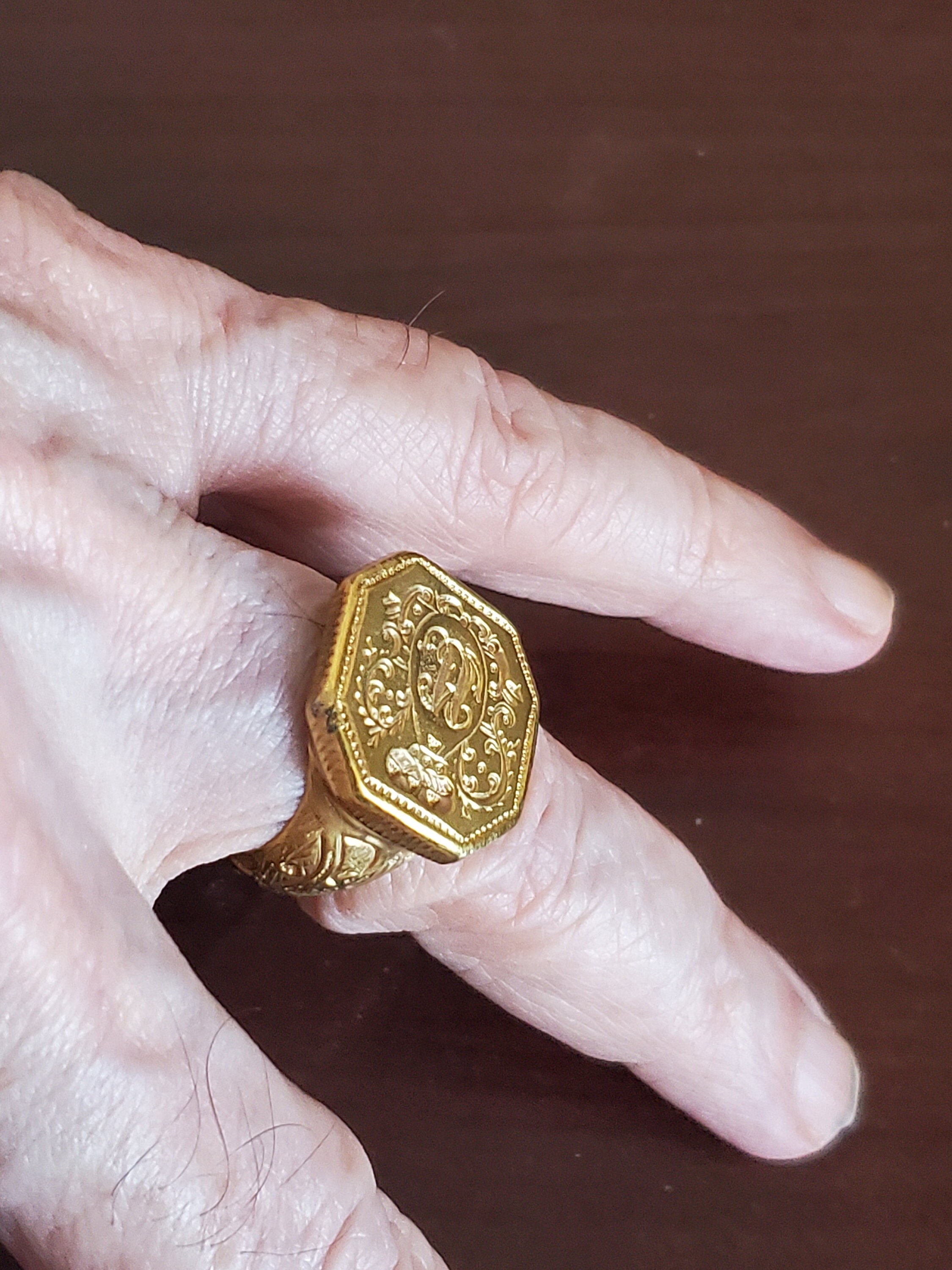 Incredible and Unique 14K Gold Octagon Shaped Crest Ring - Etsy