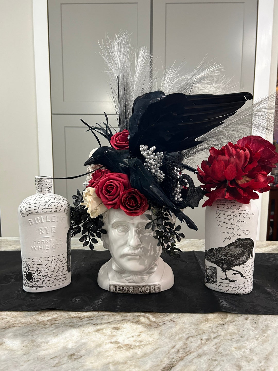Edgar Allan Poe Bust Centerpiece: Raven & Roses Gothic Decor - Etsy