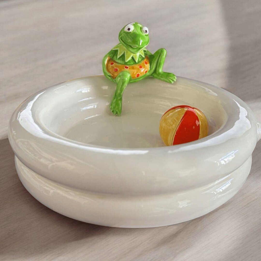 Jim Henson Muppets Kermit Frog Pool Sigma Tastesetter Ceramic Sesame ...