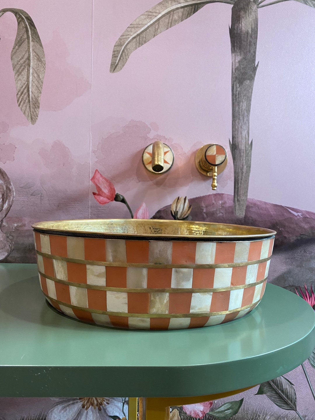 AMAZING BRASS SINK ,checkered Peach Resin and Bone Design Sink ...