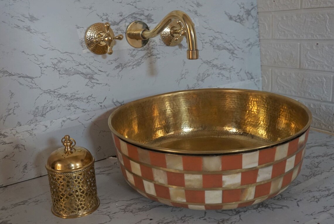 AMAZING BRASS SINK ,checkered Peach Resin and Bone Design Sink ...