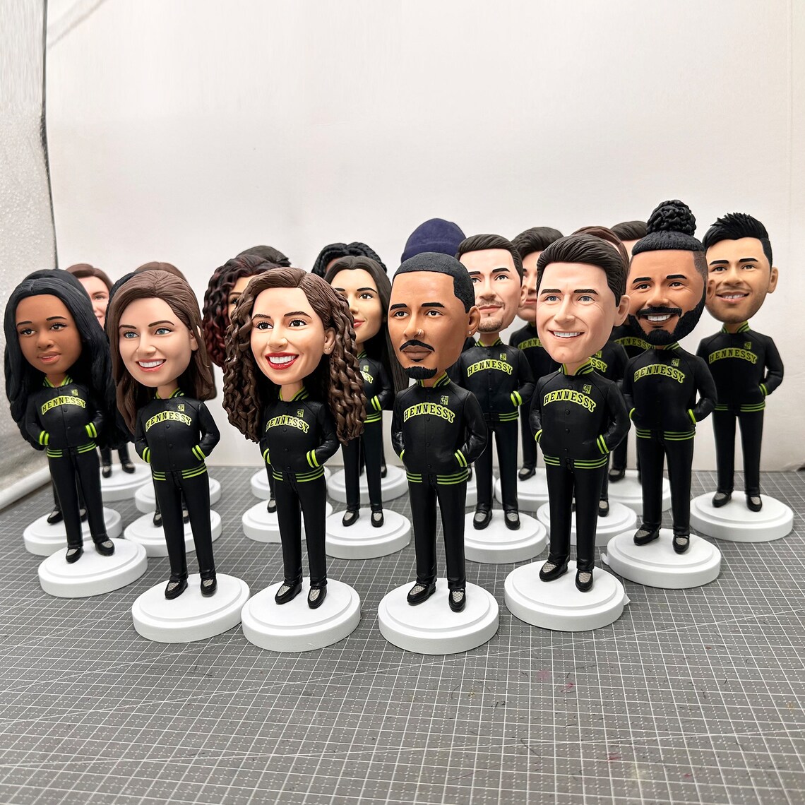 Custom Bulk Bobbleheads, Personalized Group Figurines, Personalized ...
