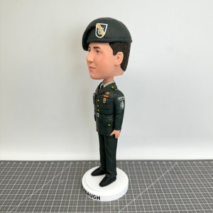 Custom Air Force Officer Bobbleheads, Custom Navy Soldier Bobblehead ...