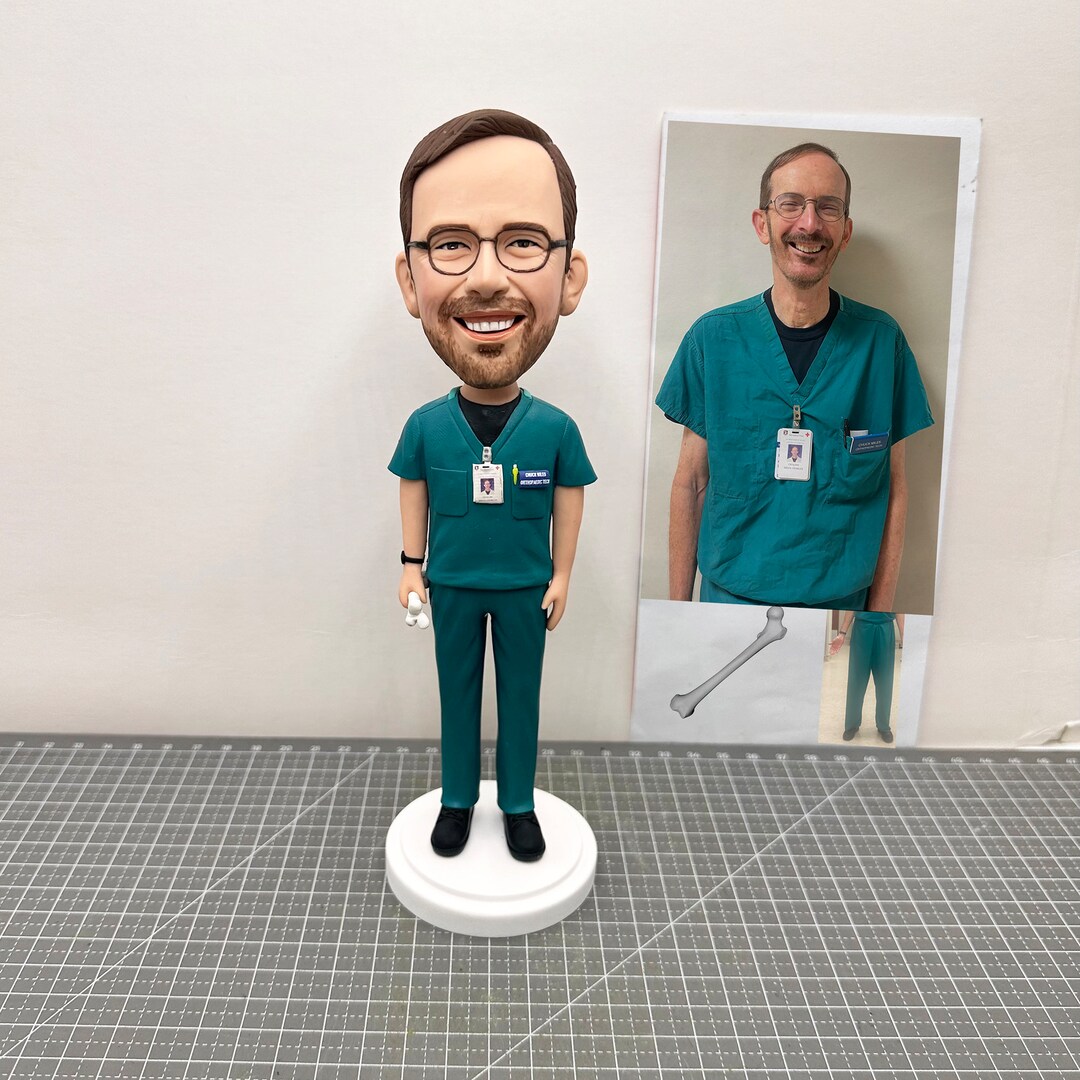 Custom Doctor Bobblehead, Personalized Male Doctor Statues ...