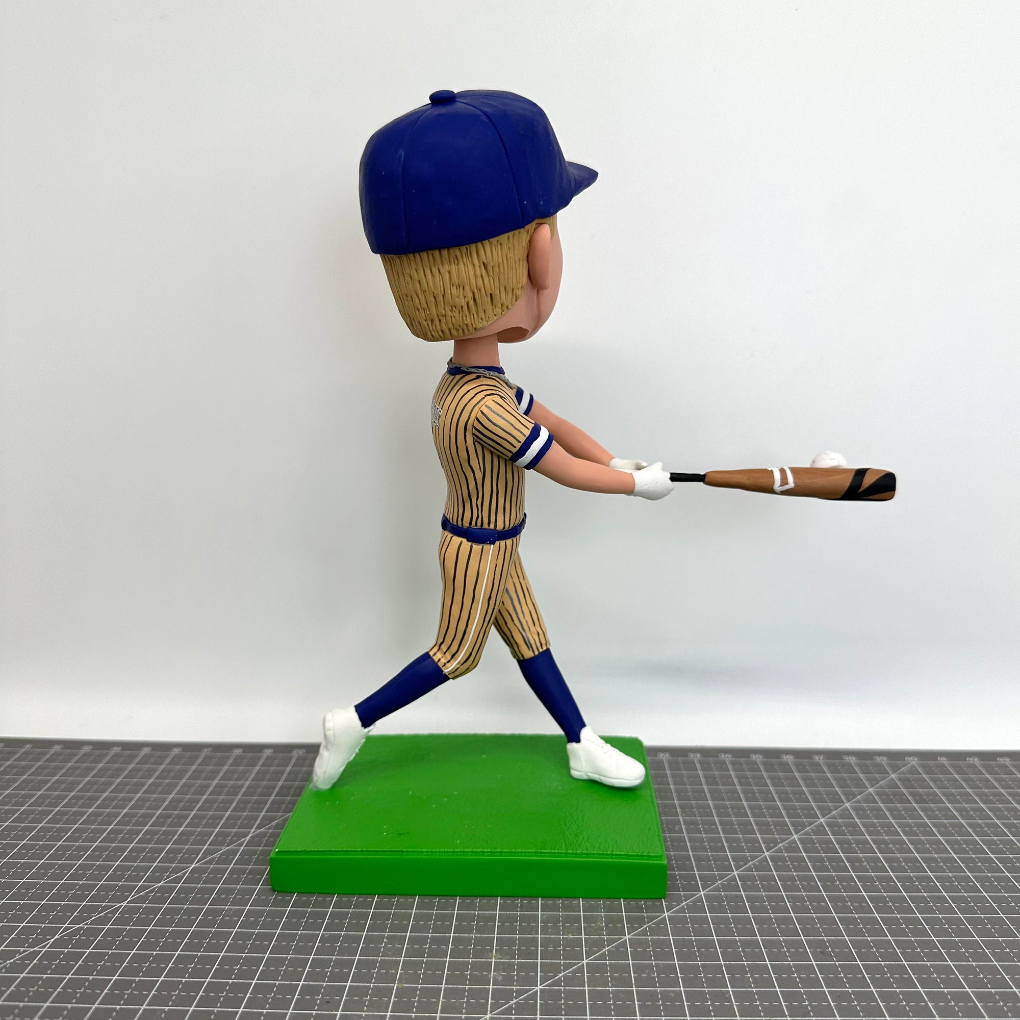 Custom Baseball Bobbleheads, Custom Baseball Player Bobblehead, Custom ...