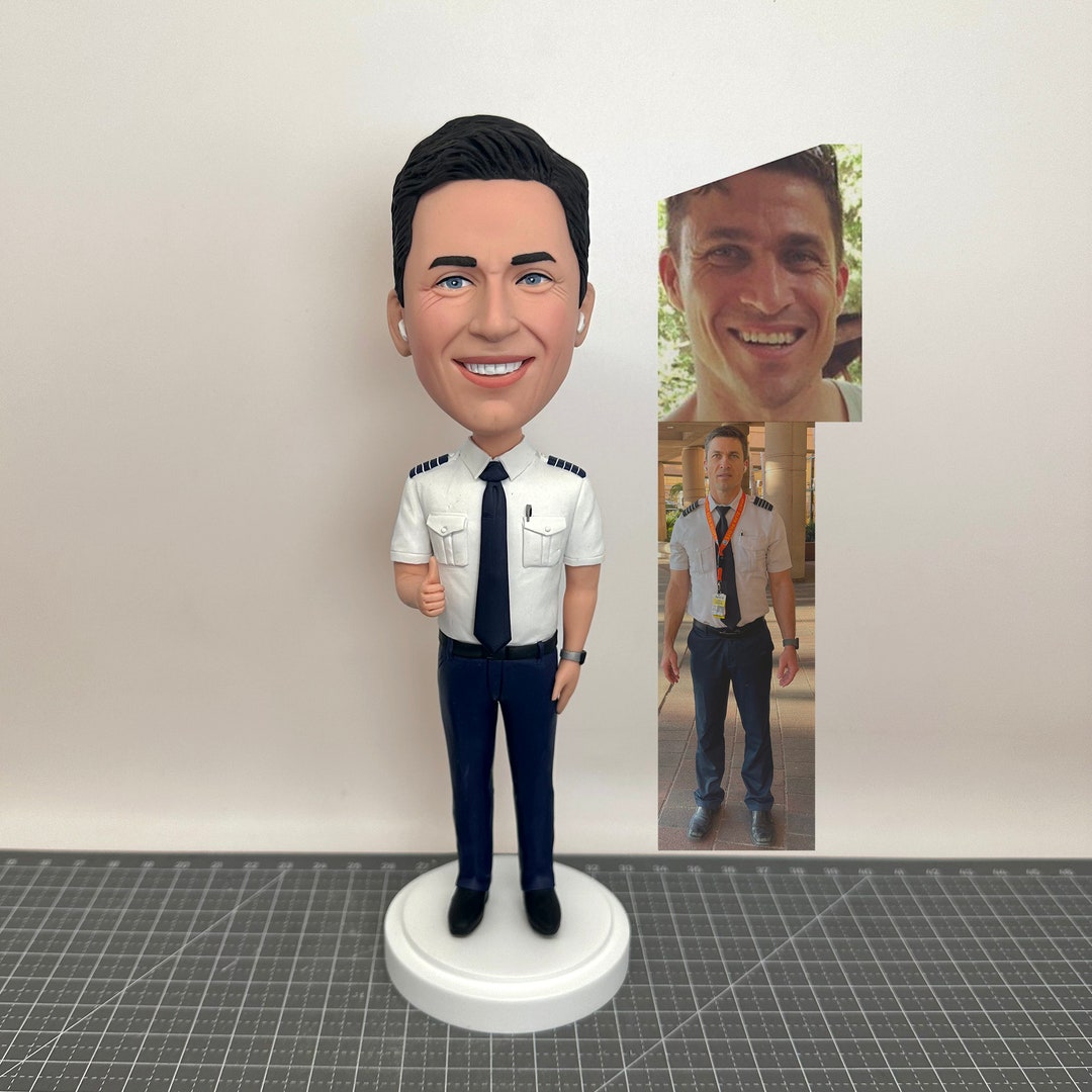 Custom Aircraft Commander Bobbleheads, Custom Captain Bobblehead Unique ...