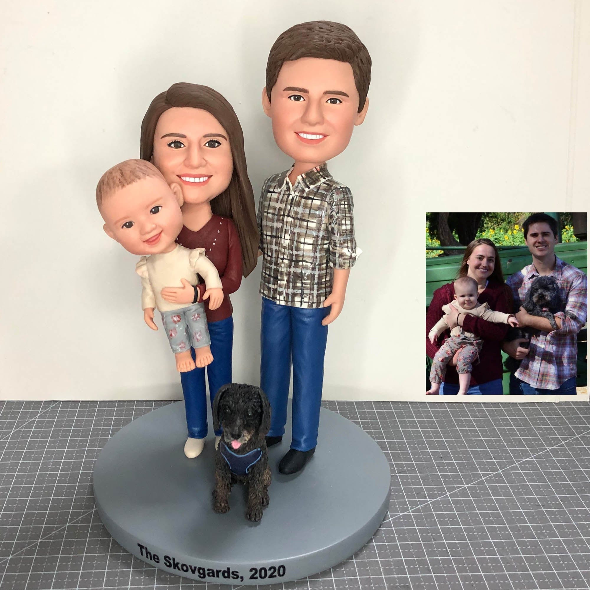 Custom Family Bobbleheads, Create My Own Family Bobblehead, Family of ...