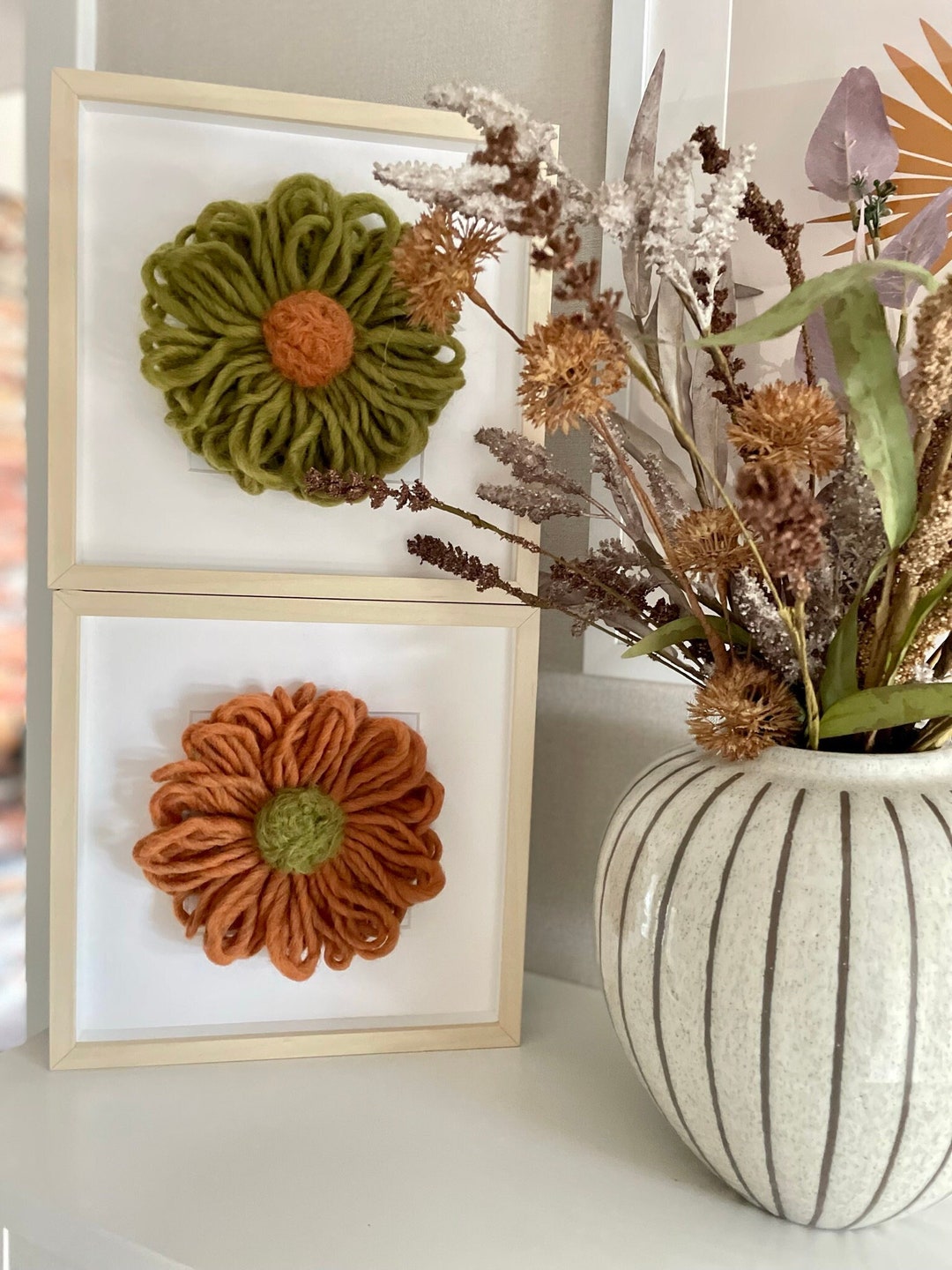 Wunderschöne Boho Wanddekoration Mit Blumen,wanddekoration, Blumen Bild ...