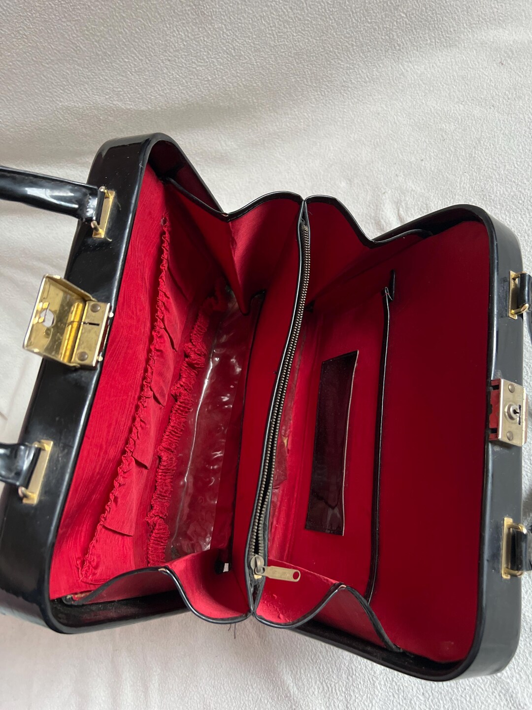 Black 1960s Beauty Case Vanity Bag Boxy Handbag | Glossy Rigid Vinyl ...