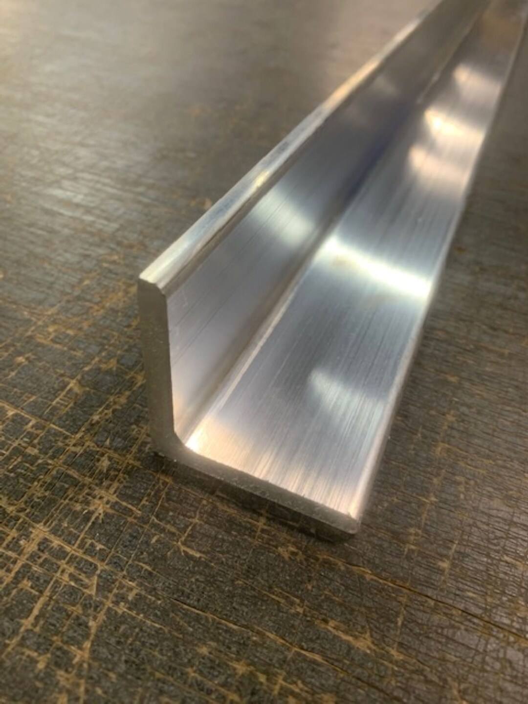 2 X 2 X 1 4 Thickness 0 250 6061 Aluminum Angle Pick Your Length Etsy