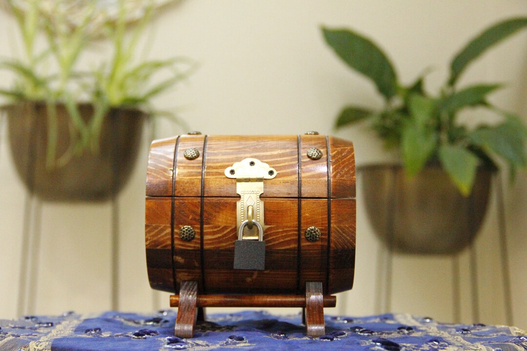 Handmade Money Box, Vintage Jewelry Box, Wooden Money Box, Warnished - Etsy