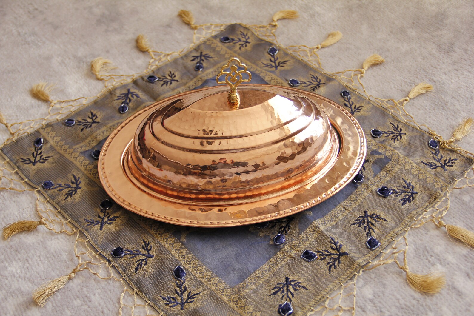 Handmade Copper Serving Plate Copper Plate with lid | Etsy