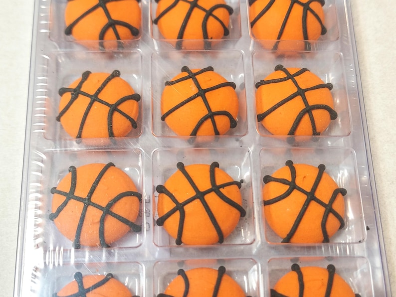 Edible Basketball Icing Toppers (12) - Etsy