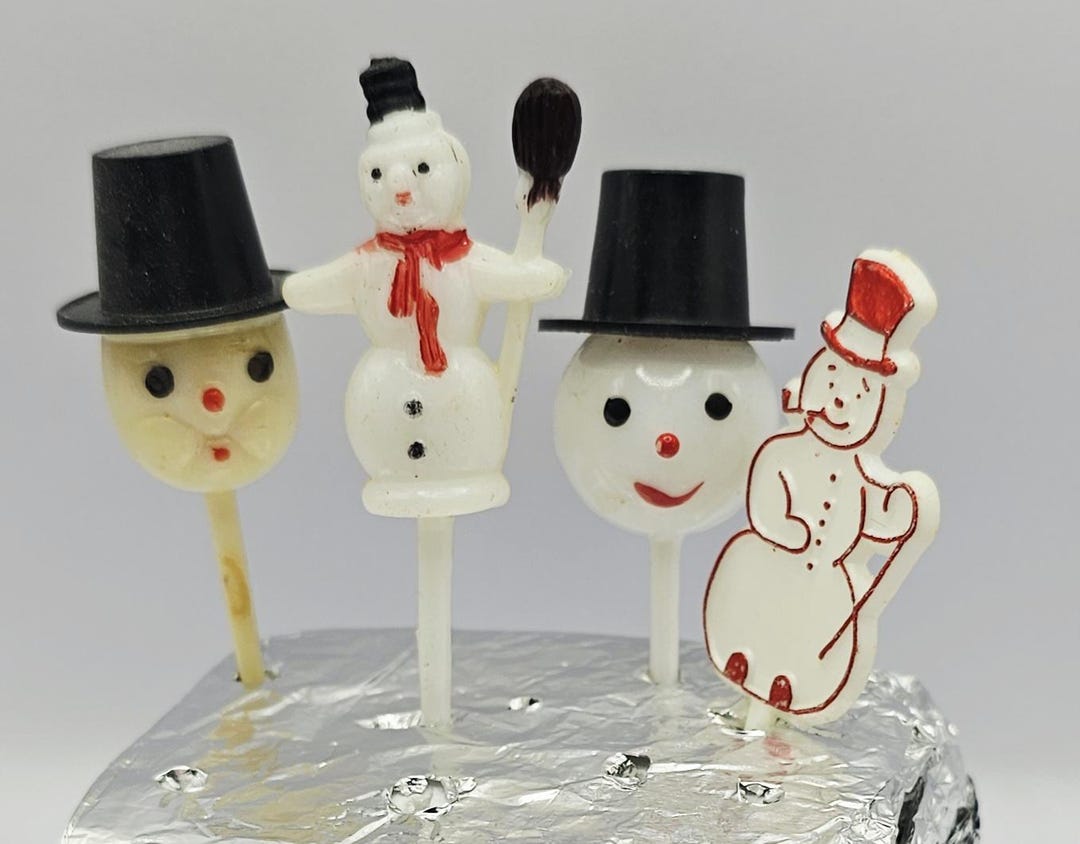 Vintage Snowman Cup Cake Picks Hard Plastic - 4 Pieces - Snowman Heads ...