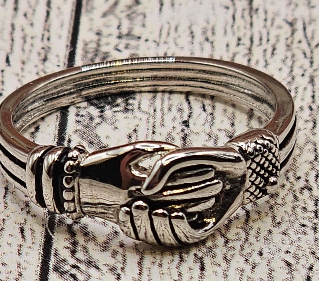 Sterling Clasping Hands Shakehands Ring Size 8 Great Gift Irish ...