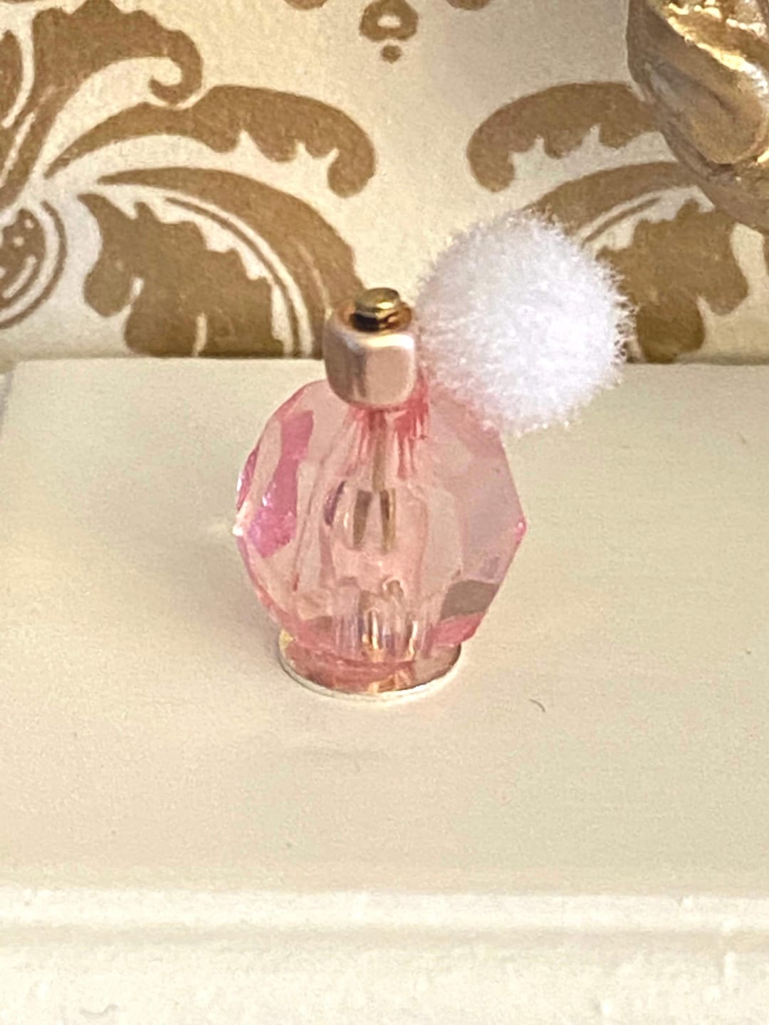 Miniature Ariana Grande Ari Perfume Replica in 1:12 Dollhouse Scale - Etsy