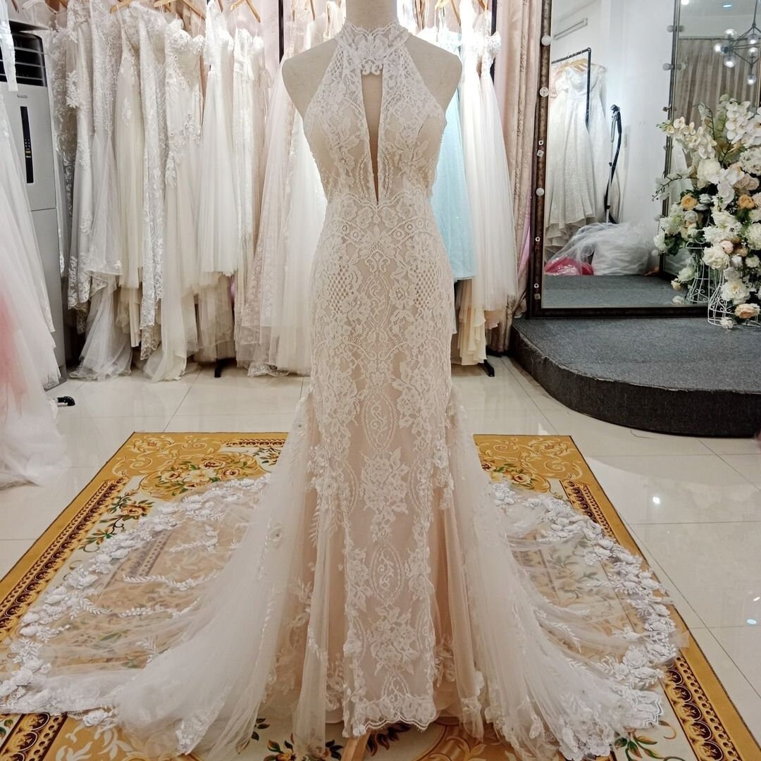 High-neck Lace Mermaid Wedding Dress: Timeless Elegance and Modern ...