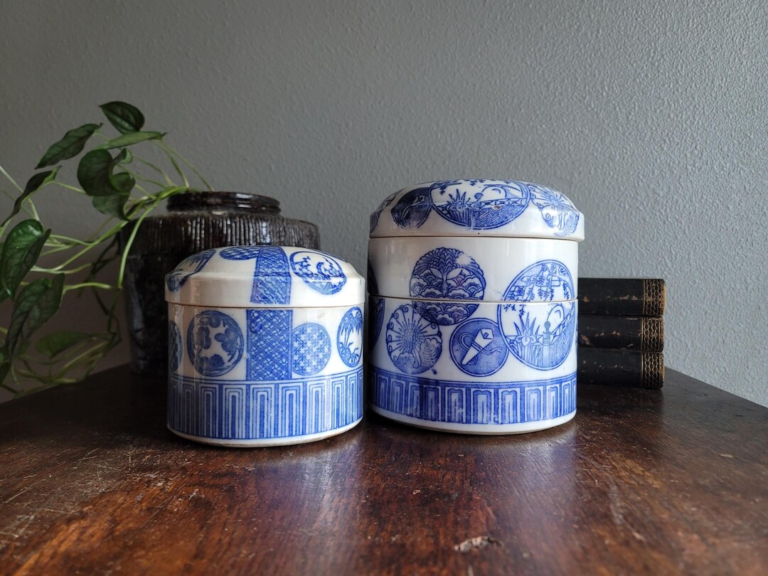 Set of Two Antique Meiji Era Imari Porcelain Jūbako Blue Flower Pattern ...