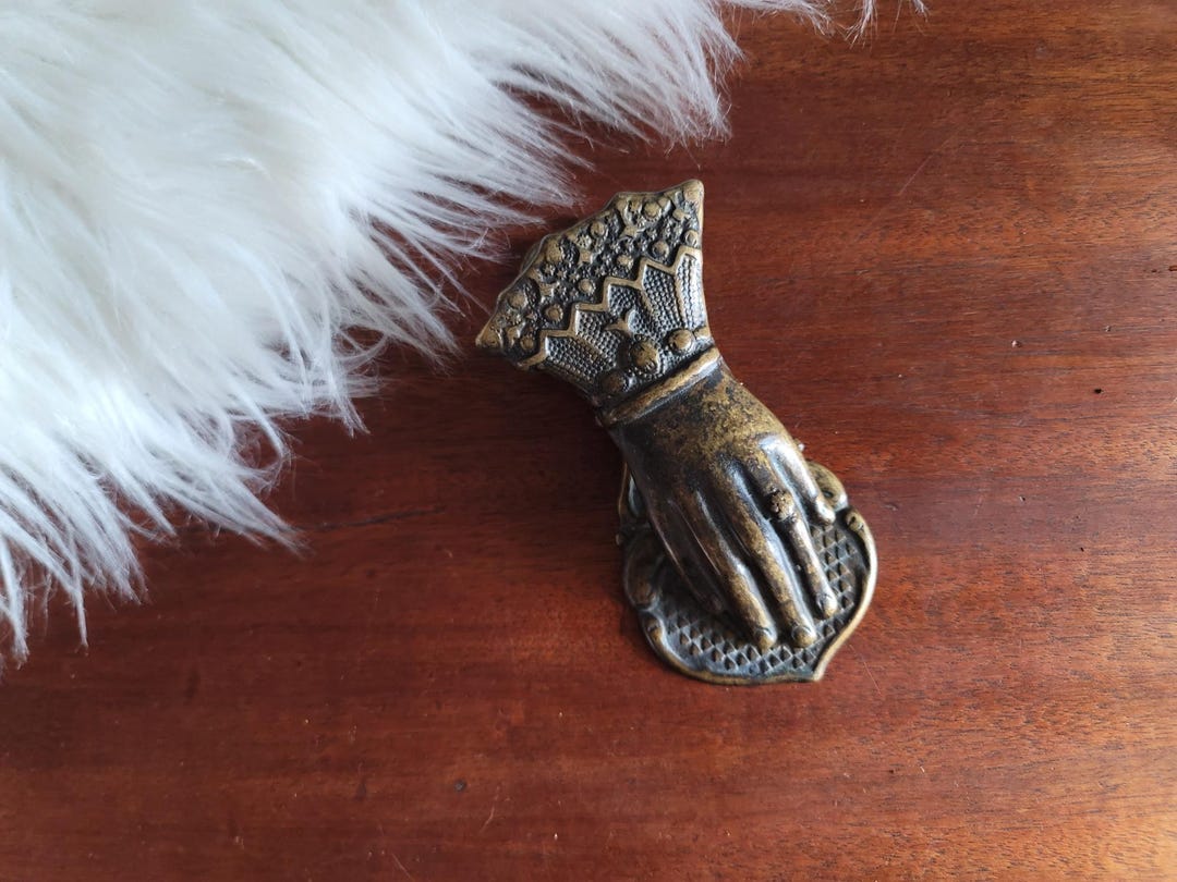 Vintage Reproduction Victorian Hand Clip - Brass - Etsy