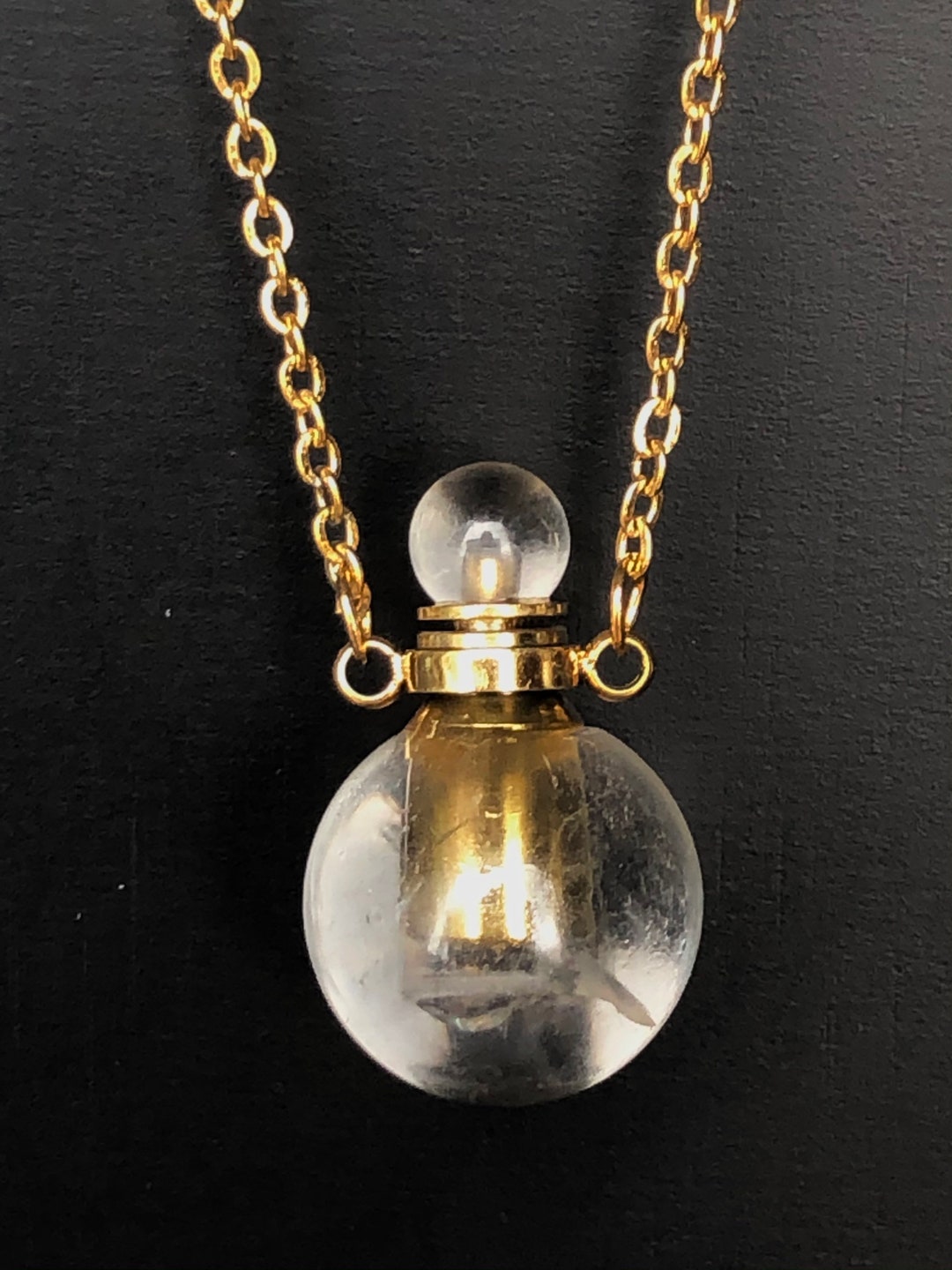 Clear Quartz Gemstone Round Perfume Bottle Essential Oil Necklace ...