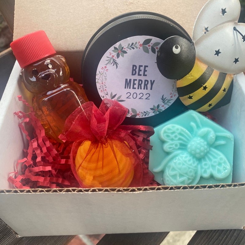 Bee Gift - 60+ Gift Ideas for 2024