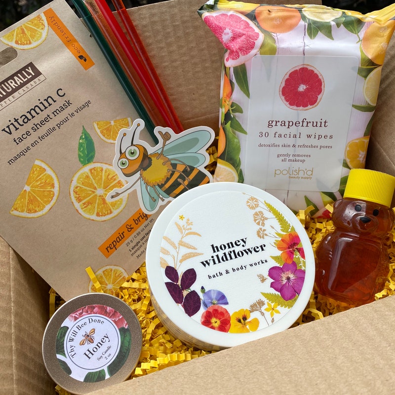 Florida Gifts Basket - 60+ Gift Ideas for 2026