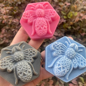 Bee Soap, Bee Gift, Honey Scented Soap, Honeybee Molded Soap Favors and ...