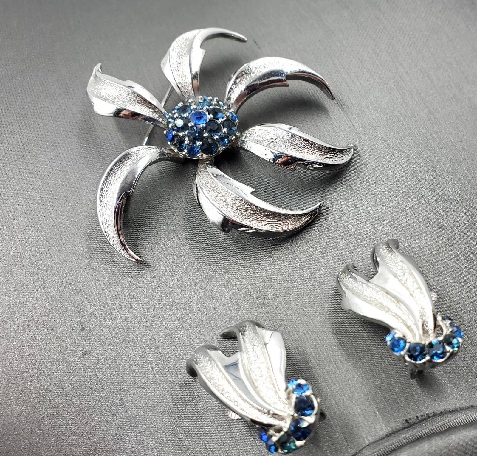 Vintage Marcel Boucher Blue Crystal Starburst Floral Brooch & Earrings ...