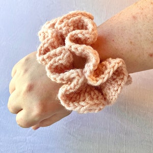Set of 2 Crochet Scrunchies - Etsy