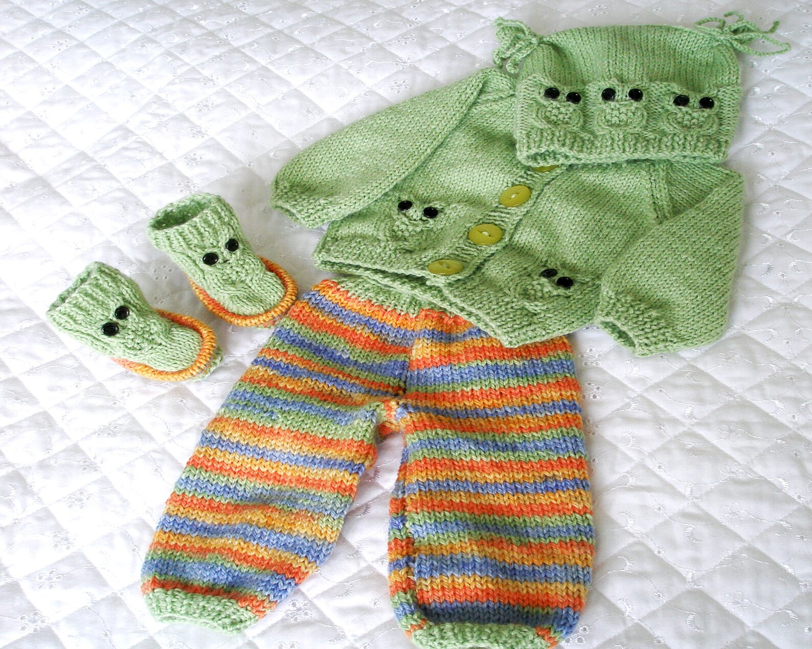Baby Clothes Knitting Pattern: Owl Motif Cardigan Set (PDF Download) - Etsy