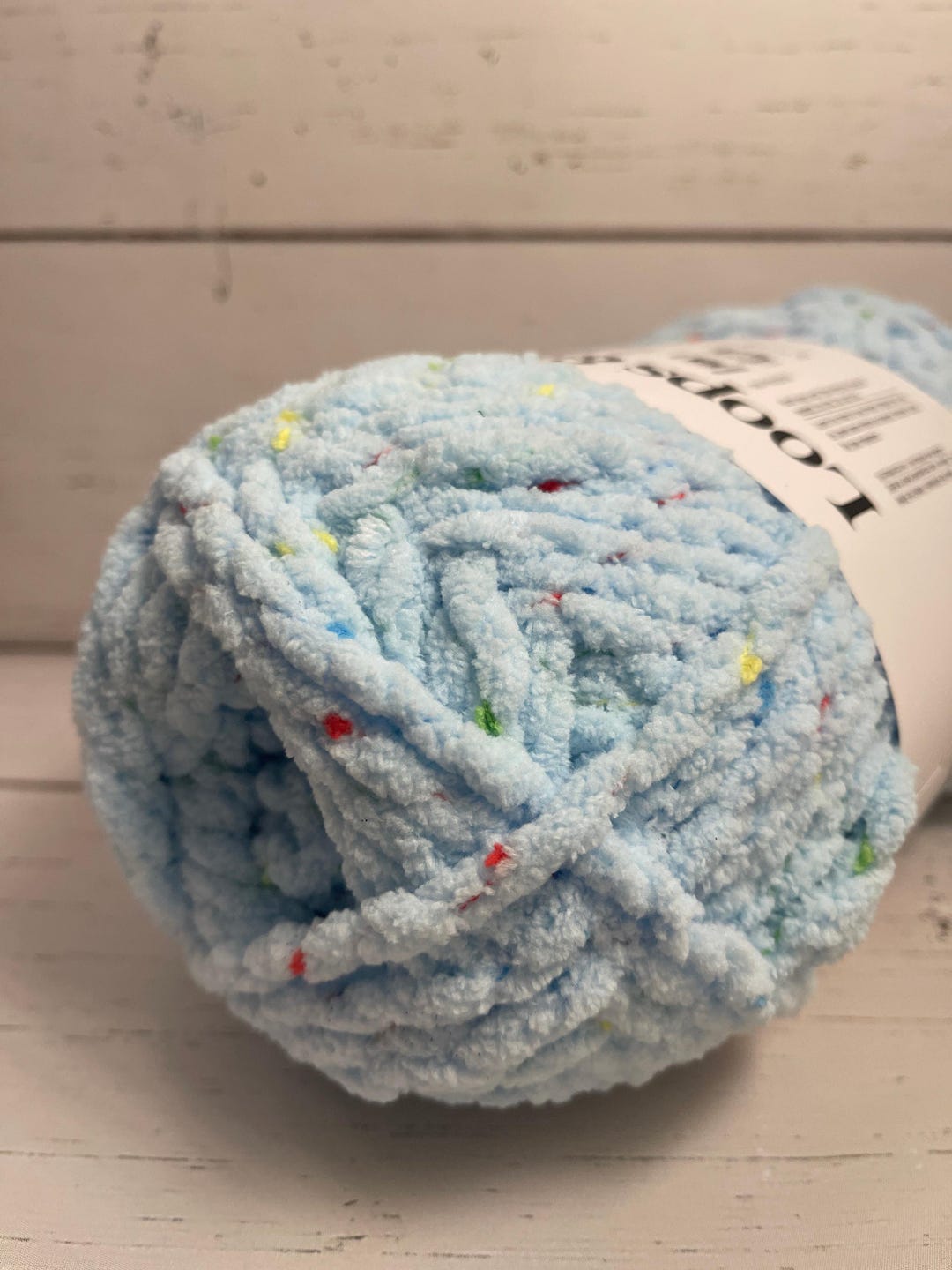Fluffy Flecks Yarn: Loops & Threads Bulky Polyester, 126 Yds - Etsy