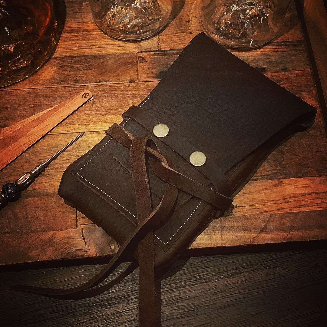 Leather Cigar Pouch the Angry Duck - Etsy