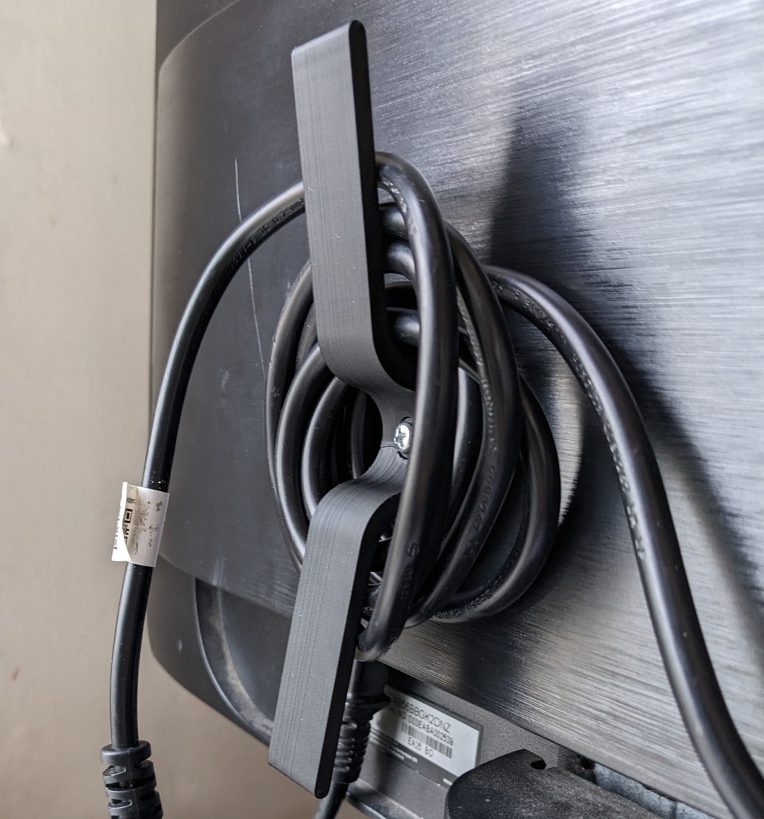 Vesa Mount Monitor Cable Wind Organiser Behind Screen Display Clean ...