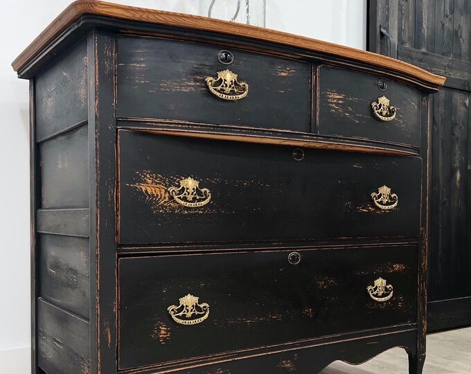 FREE SHIPPING!! Vintage 1800s Oak Dresser – Chippy Black Farmhouse ...
