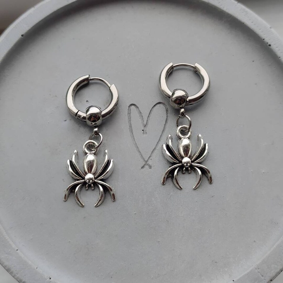 Spider Earrings Huggie Hoops Goth Earrings Goth Jewellery - Etsy