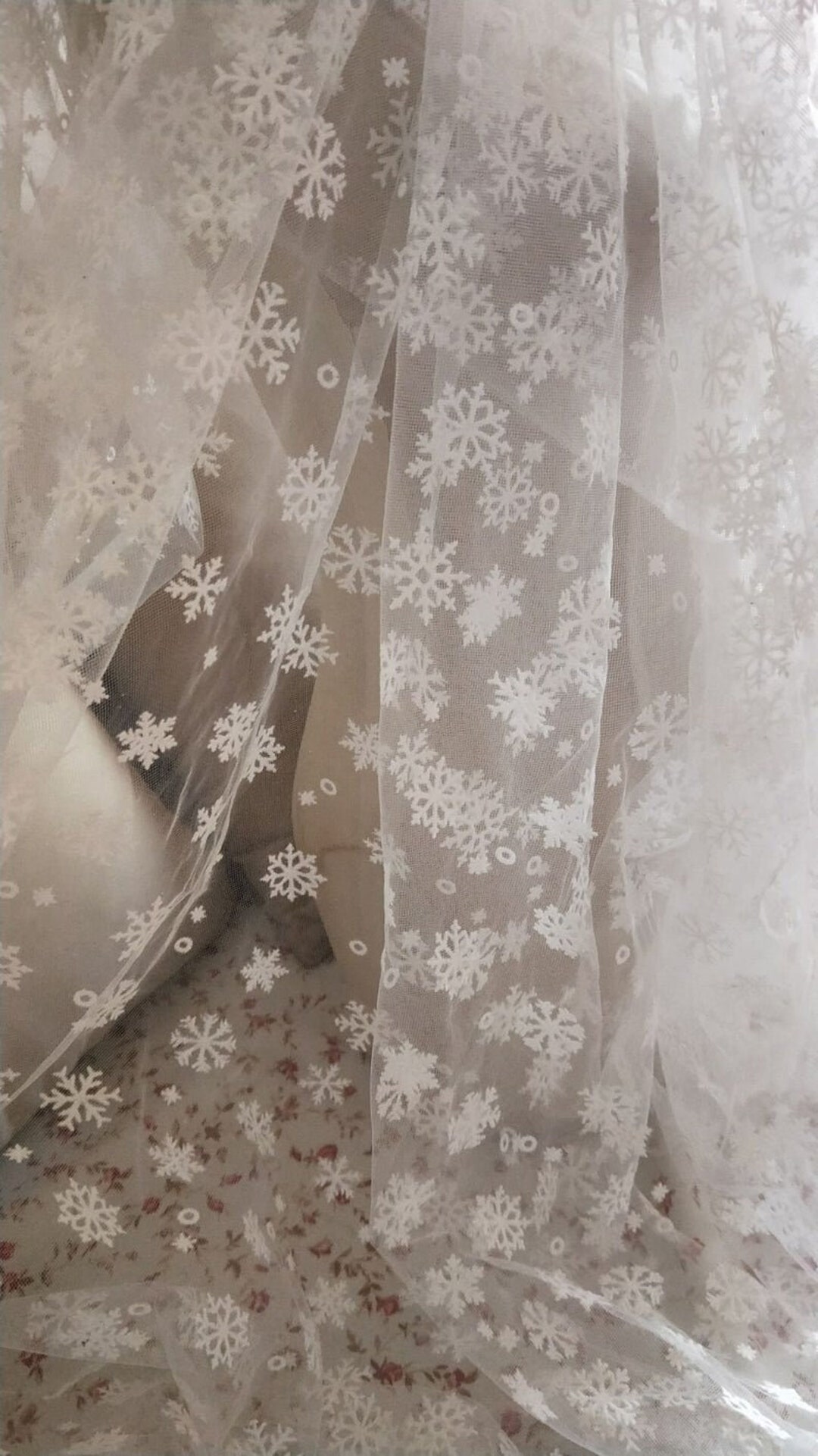 20 Styles Lace Fabric White Flocking Doted Snowflakes White Tulle ...