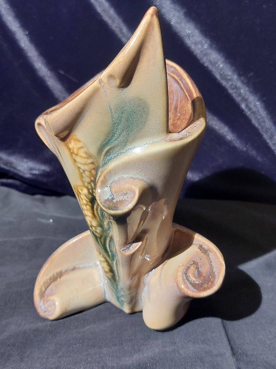 Vintage Hull Art Pottery - Parchment and Pine - Pattern #S-1 - 6" Vase ...
