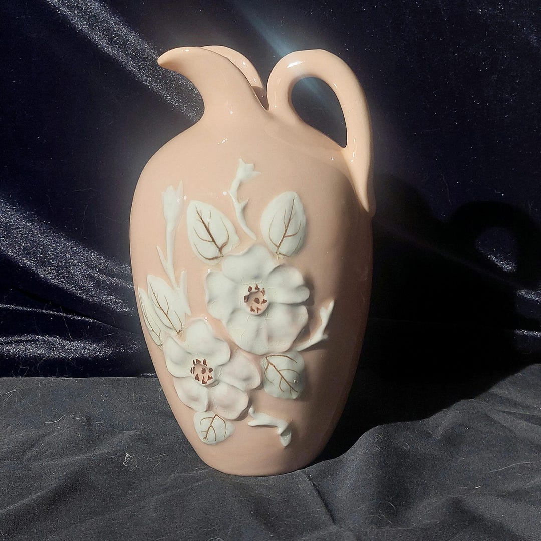 Vintage Hull Art Pottery - Rosella Pattern #R-11 - 7 1/2" R (right ...