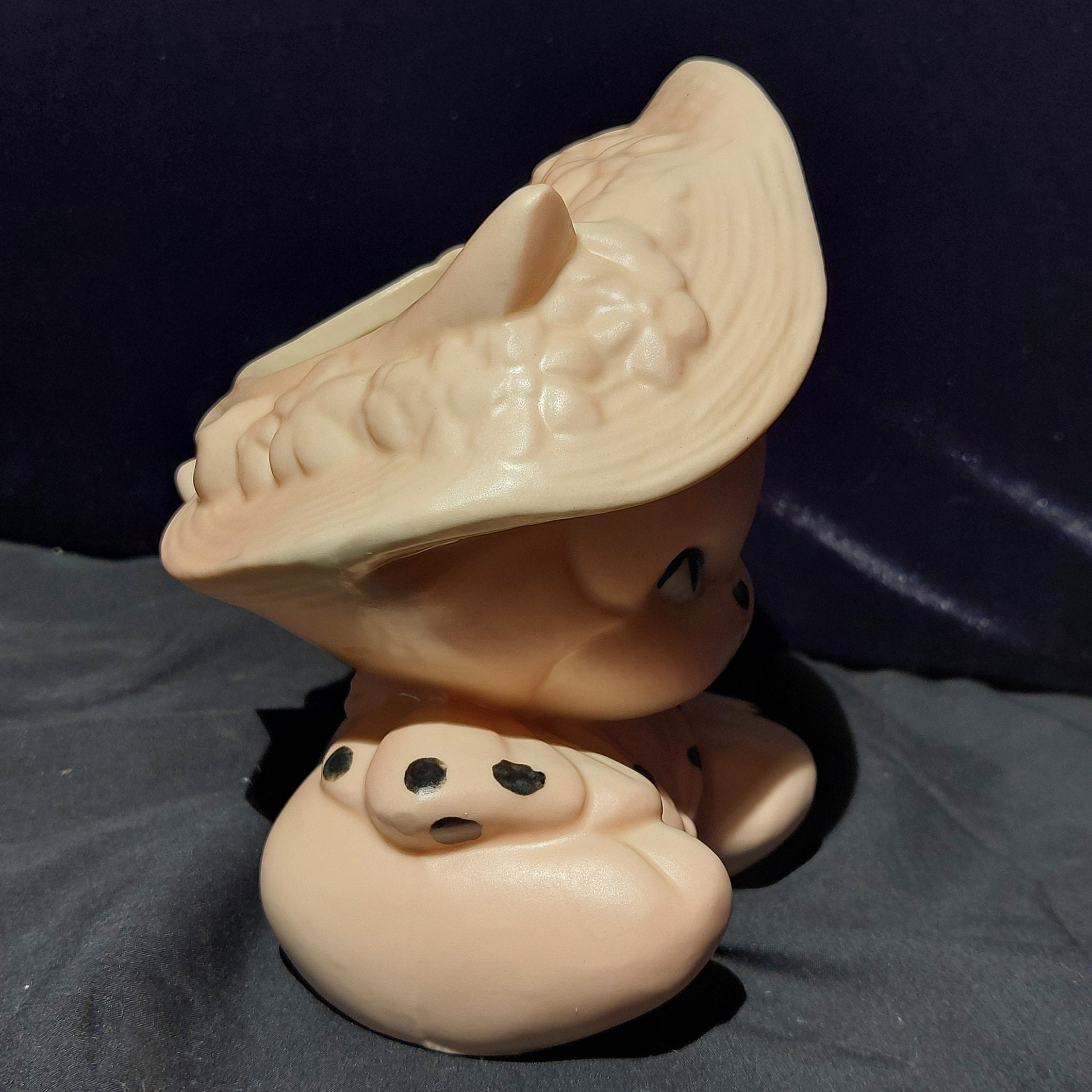 Vintage Hull Art Pottery Animals and Novelties Pattern 37 6 1/2 Rare ...