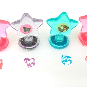 24 Pcs Horse and Pony Stackable Crayon With Stamp Topper - Etsy