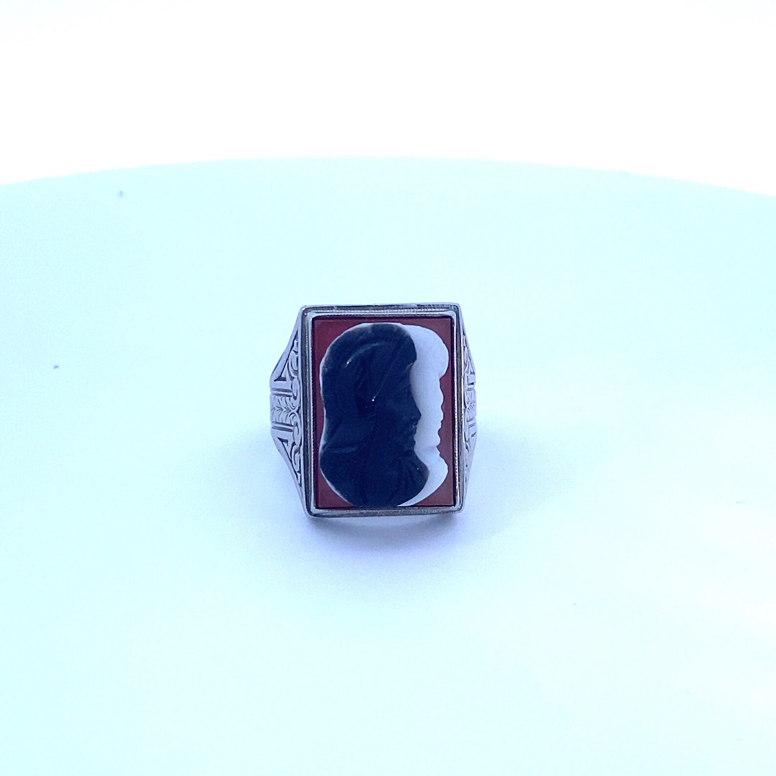 10k Carved Onyx Cameo Ring - Etsy