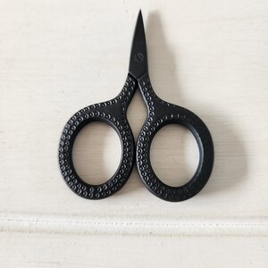 Susan Scissors by Kelmscott Designs - Etsy