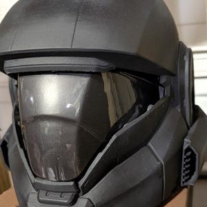 Custom Painted Spartan Helmet – Two-tone Color Choice – Cosplay ...